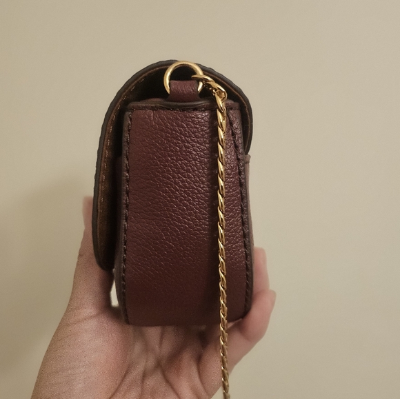Fossil | Bags | Fossil Emery Micro Gold Chain Crossbody Bag | Poshmark
